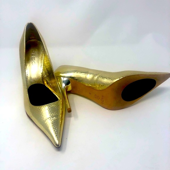 Aldo | Shoes | Aldo Gold Metallic Leather Snake Reptile Effect Pointy ...